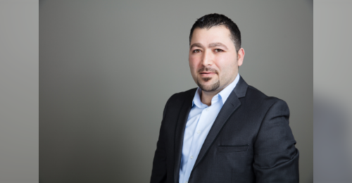 Téléchargez MCC Home Centre App - Hussein Saad
